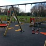 Timber 2 Bay Team Swing | Playdale